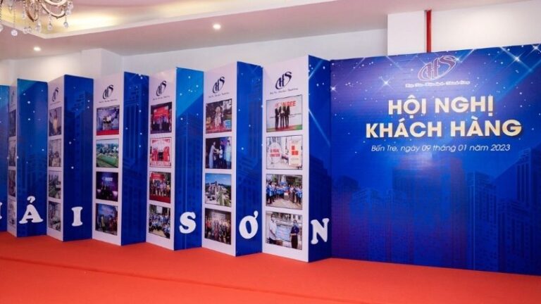 50+ mẫu backdrop đẹp cho Year End Party, Khai trương, Sự kiện