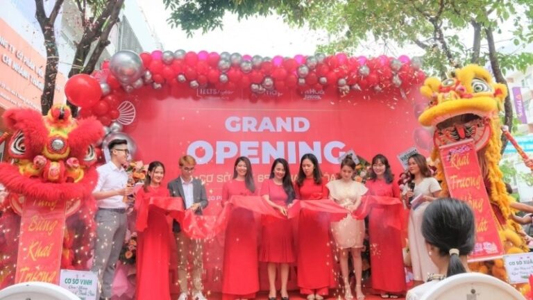 50+ mẫu backdrop đẹp cho Year End Party, Khai trương, Sự kiện