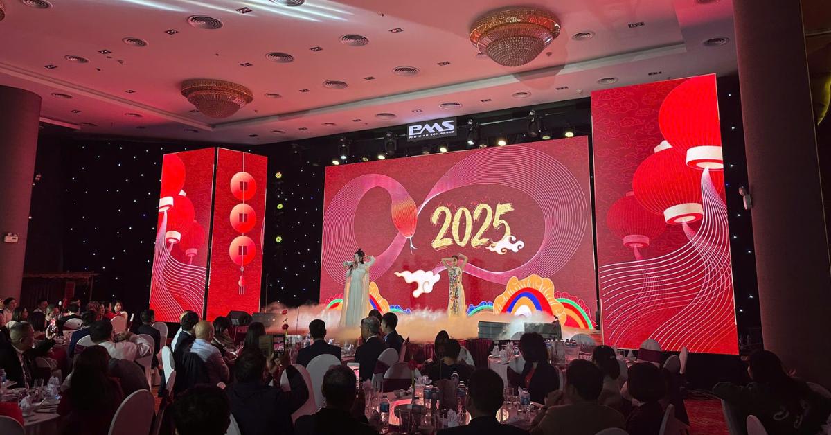 20+ Mẫu Year End Party backdrop sang trọng, chuyên nghiệp nhất
